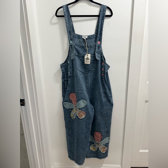 easel | Pants & Jumpsuits | Easel Oversized Flower Parched Dark Denim ...